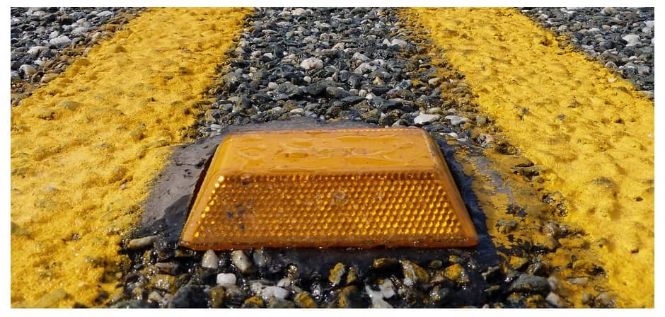 Road Studs - Its Types, Applications, Advantages & Disadvantages